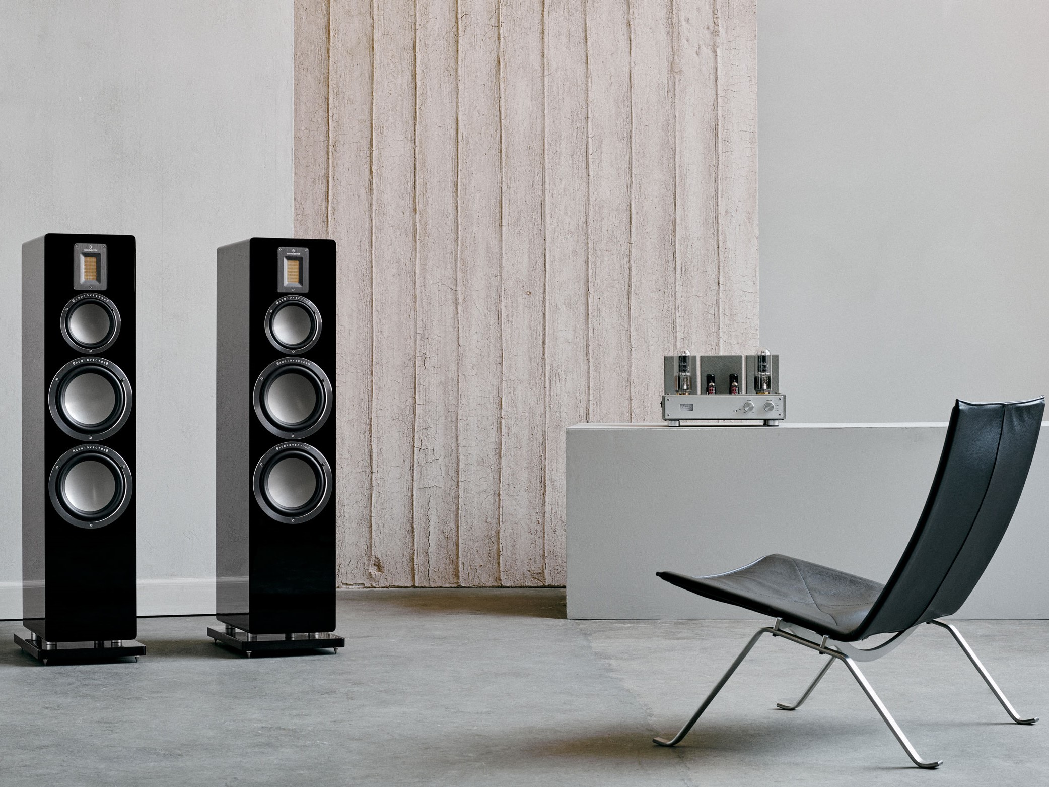 Audiovector QR series speakers ηχεια | Kosmas Audio Video